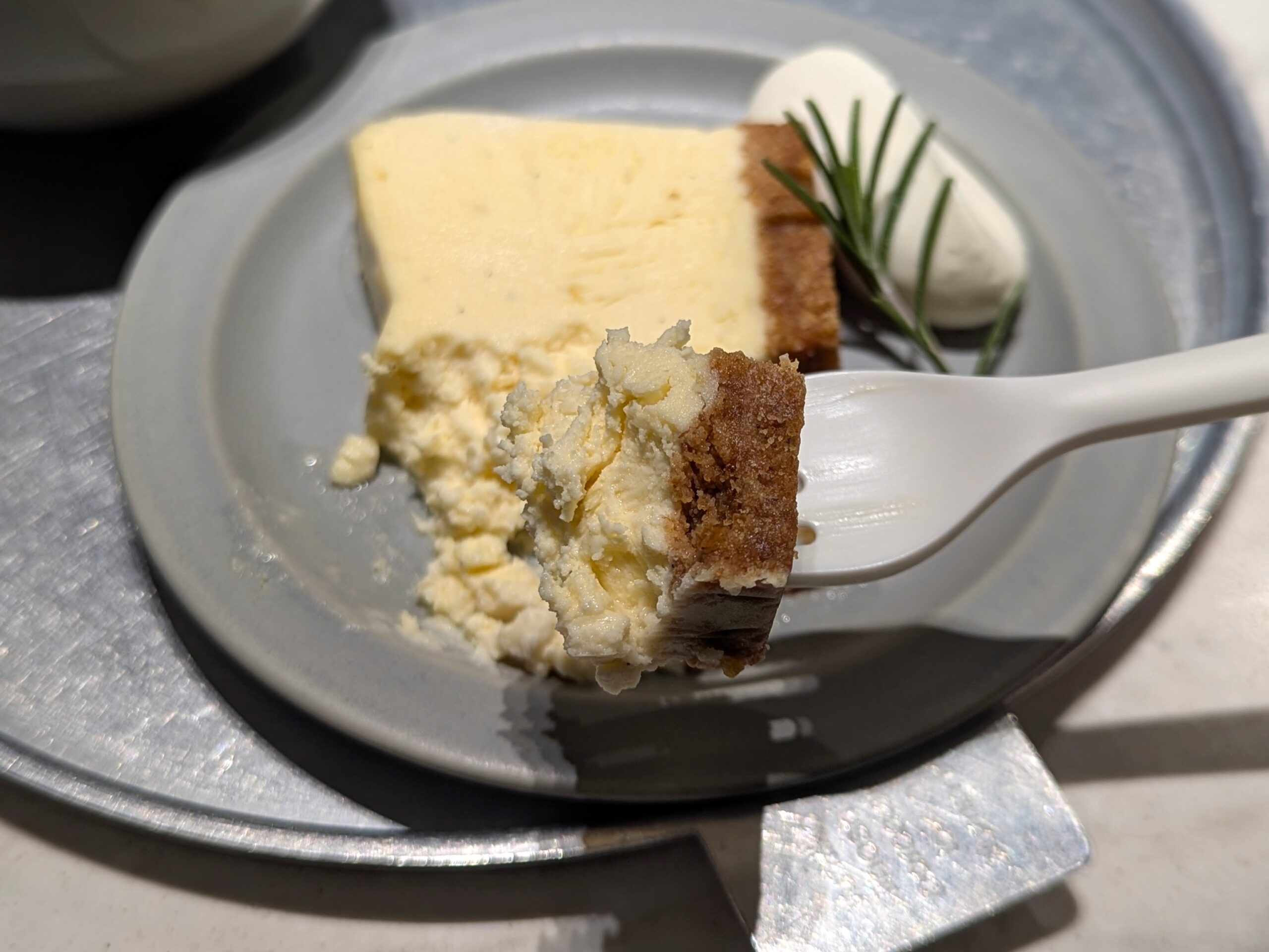 【訪問レビュー】渋谷の「テイラードカフェシブヤ」のチーズケーキを食べてみた | チーズケーキ通信