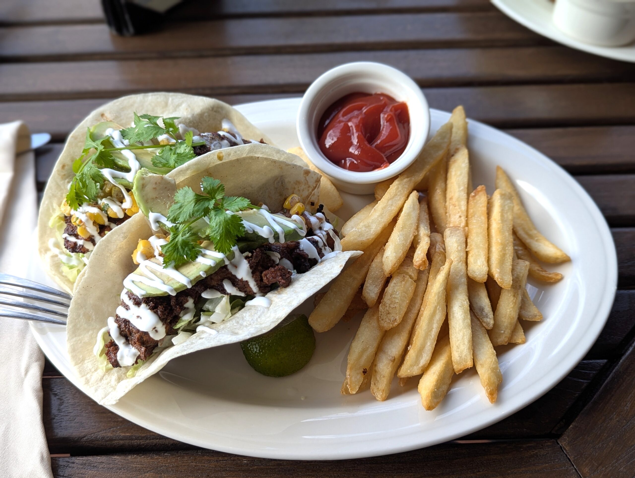 【沖縄・嘉手納】米軍基地内のレストラン【シーサイド】でちょっとめずらしい「チミチーズケーキ」を食べてみた | チーズケーキ通信