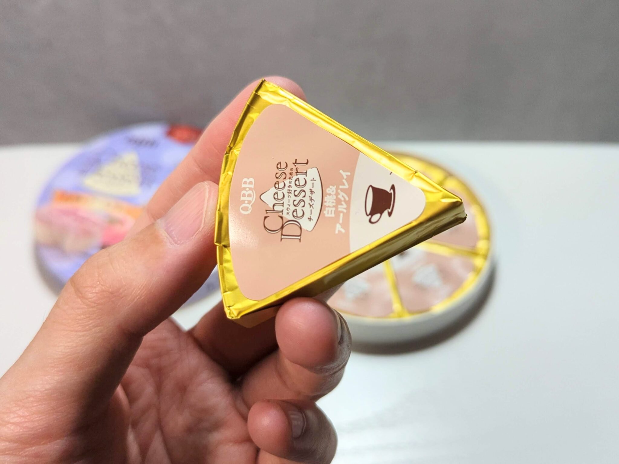 QBBチーズデザート 白桃＆アールグレイを実食！2025年2月26日発売の新作フレーバー | チーズケーキ通信