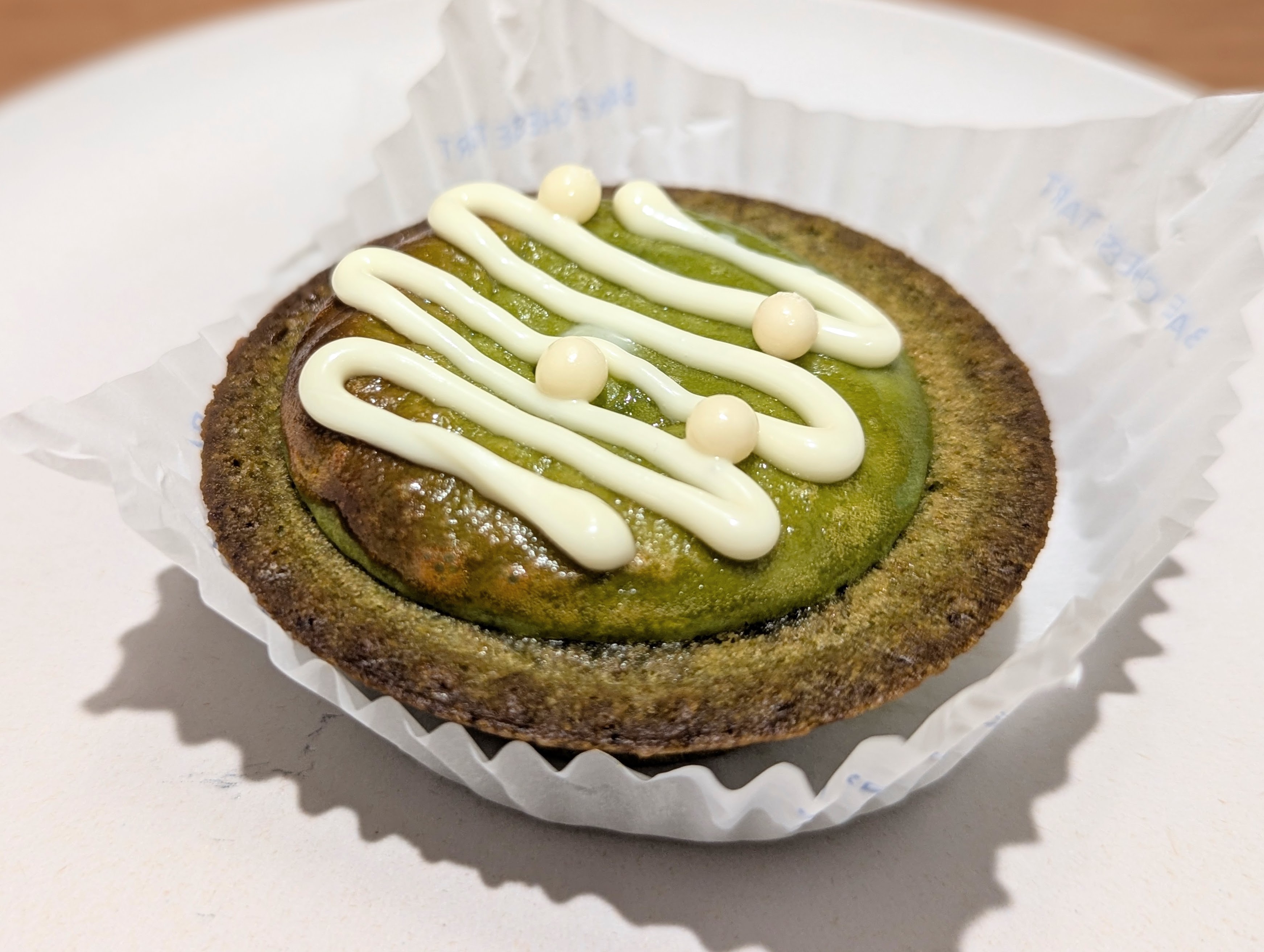 セブンイレブン【3種チーズのとろ生食感チーズケーキ】を実食レポ | チーズケーキ通信