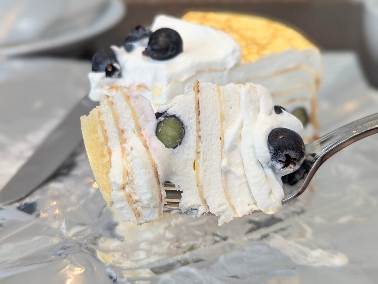 【HARBS（ハーブス）】クリームチーズミルクレープを実食｜2025年4月3日から期間限定で登場 | チーズケーキ通信