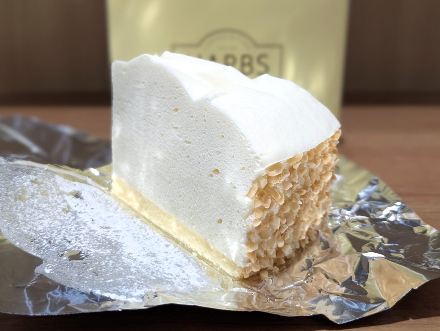 【ハーブス（HARBS）】レアチーズケーキ（2025年5月登場）を実食レビュー | チーズケーキ通信